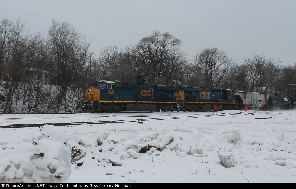 CSX 3052 & 764 (1)